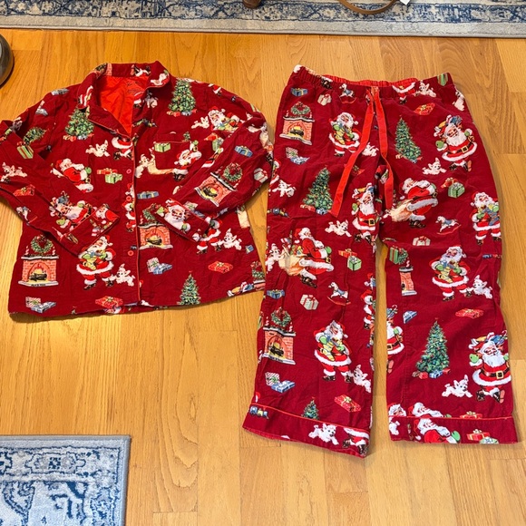 Nick & Nora | Intimates & Sleepwear | Nick Nora Vintage Santa Print ...